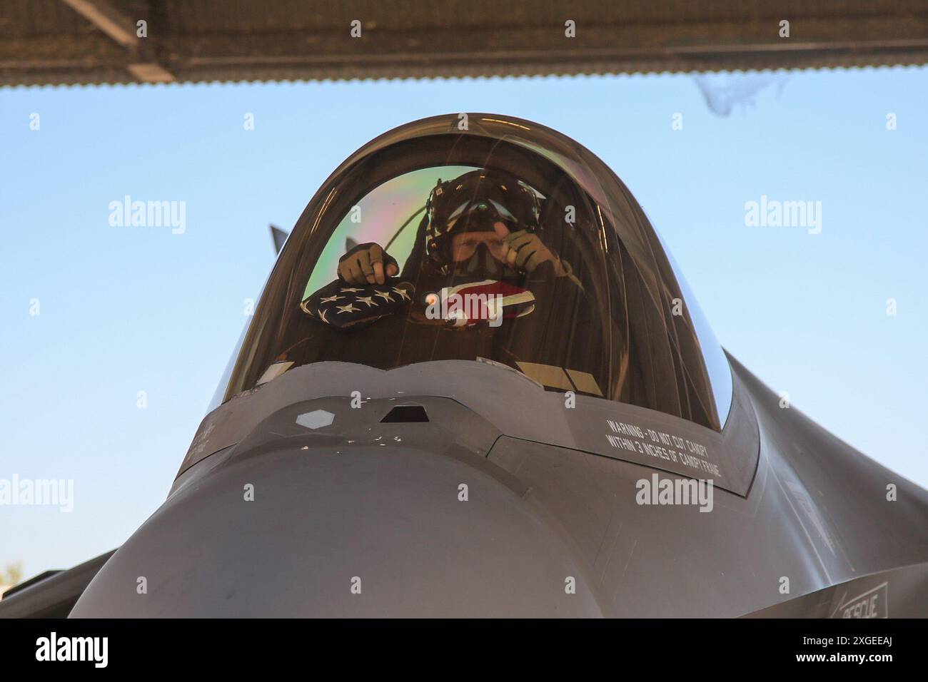 No 75 squadron hi-res stock photography and images - Alamy