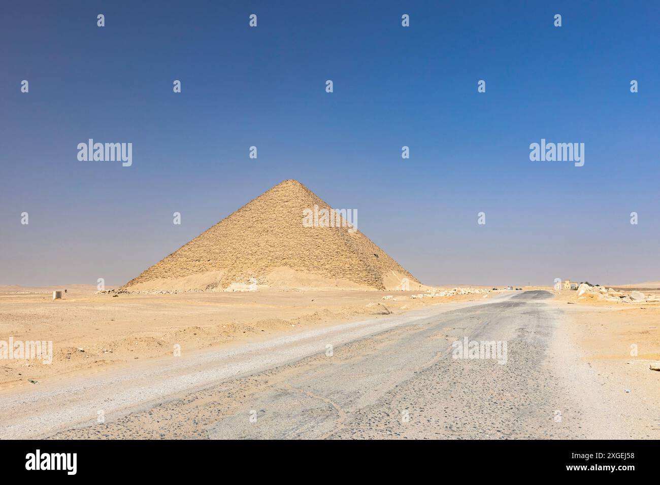 Red Pyramid(North Pyramid), Pyramid of Pharaoh Sneferu(Snofru, Snefru ...