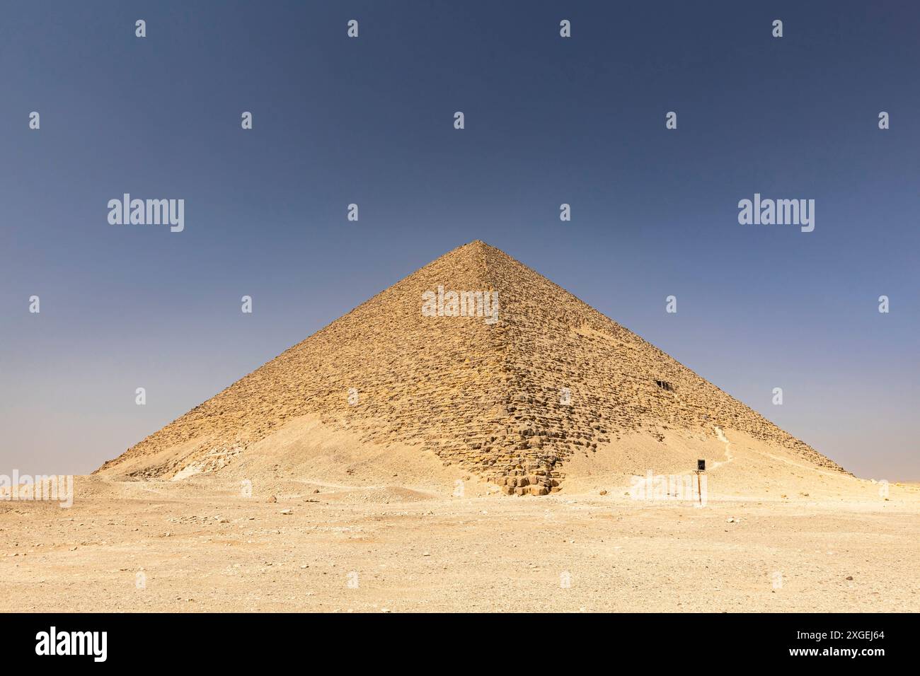 Red Pyramid(North Pyramid), Pyramid of Pharaoh Sneferu(Snofru, Snefru ...