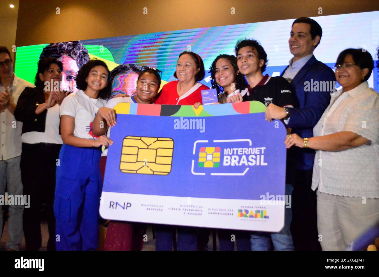 Internet brazil hi-res stock photography and images - Alamy