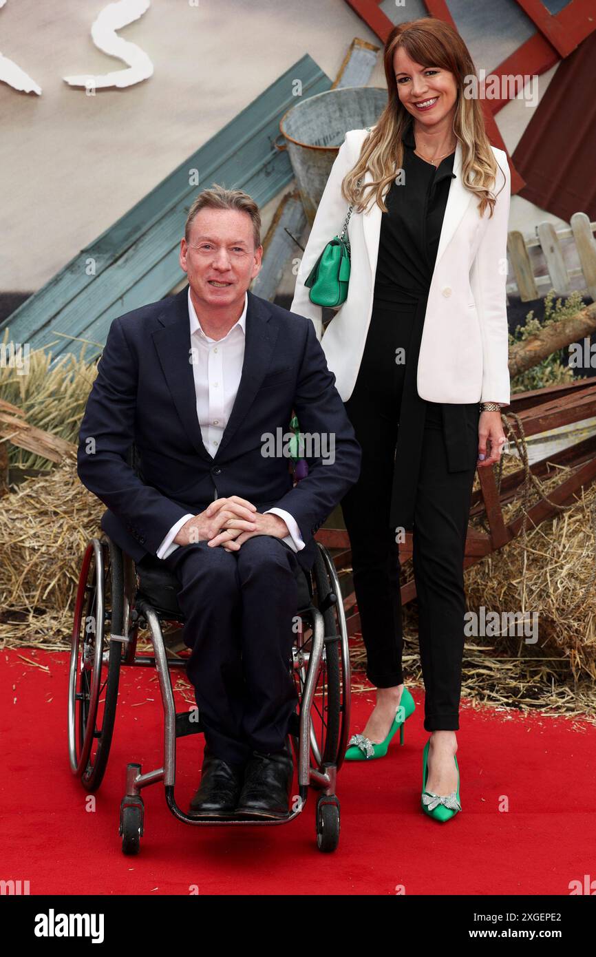 Elizabeth rizzini hi-res stock photography and images - Alamy