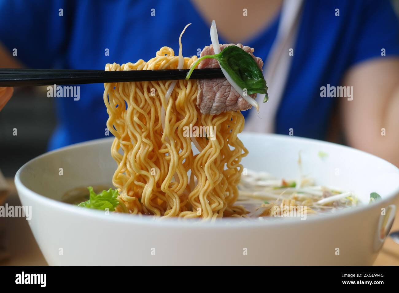 Food traditional beef ramen hi-res stock photography and images - Alamy
