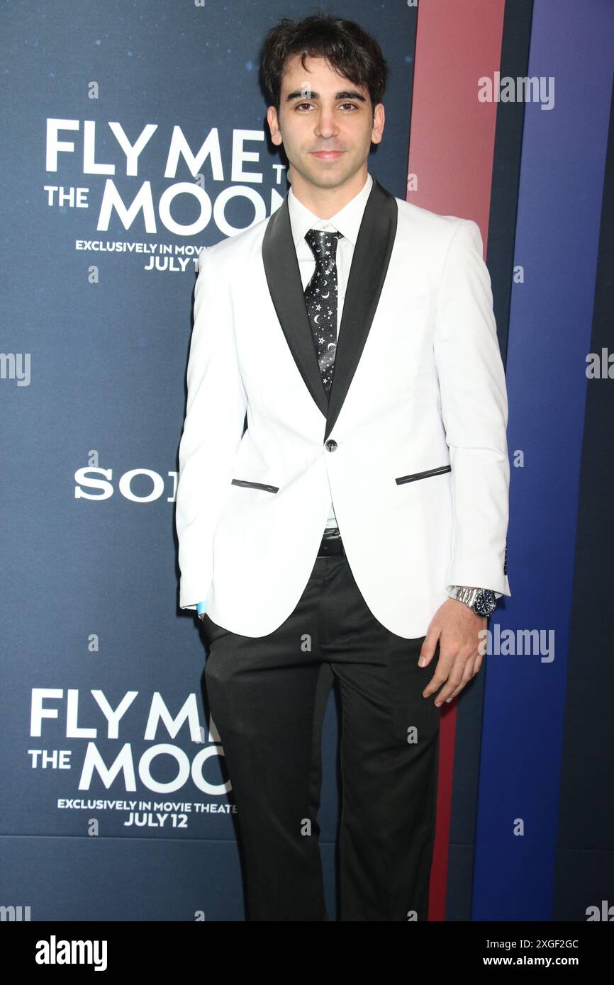 New York NY July 8 : Mark Ricci attends the world premiere of Apple ...