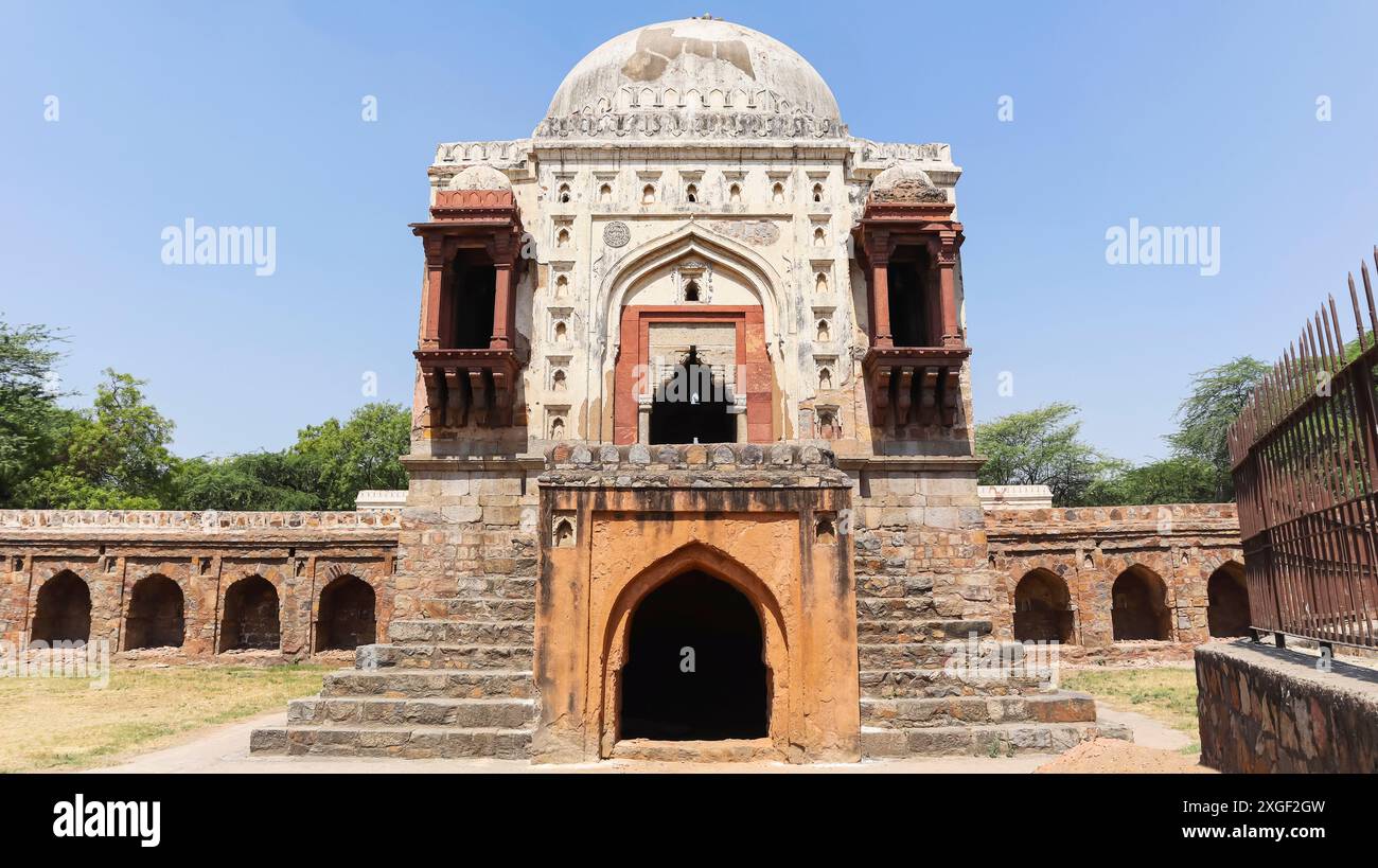 Lodhi era monument hi-res stock photography and images - Alamy