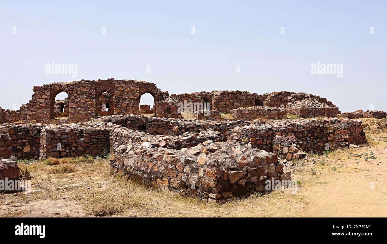 View of the ruins of Tughlaqabad Fort, a 14th-century Tughlaq Dynasty ...