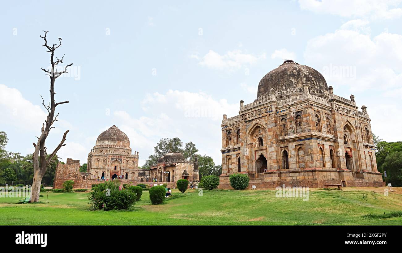 View of Shish Ghumbad and Bada Ghumbad, 15th-century domed and turreted ...