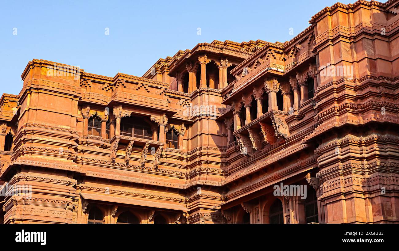 Beautiful architecture of Govind Dev ji Temple, Vrindavan, Mathura ...