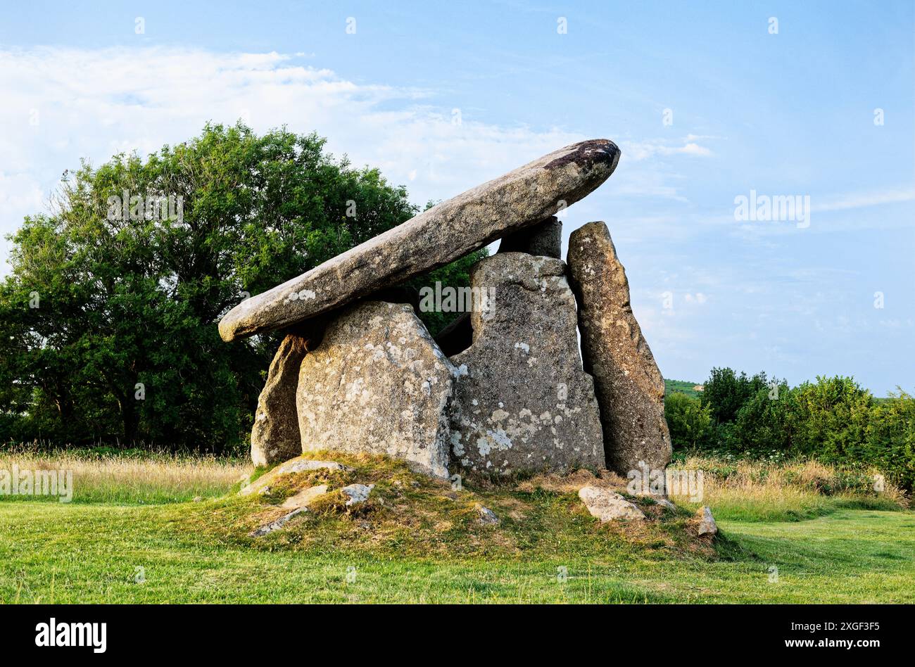 Trethevy Quoit prehistoric dolmen megalithic chamber near St Cleer ...