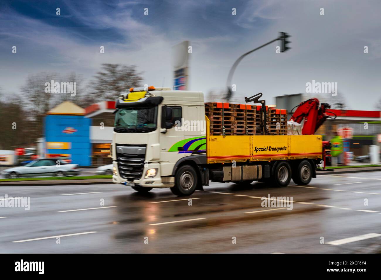 Gas motion hi-res stock photography and images - Alamy