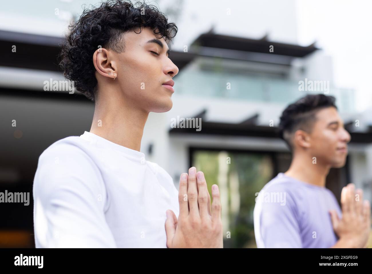 Mindfulness hands hi-res stock photography and images - Alamy
