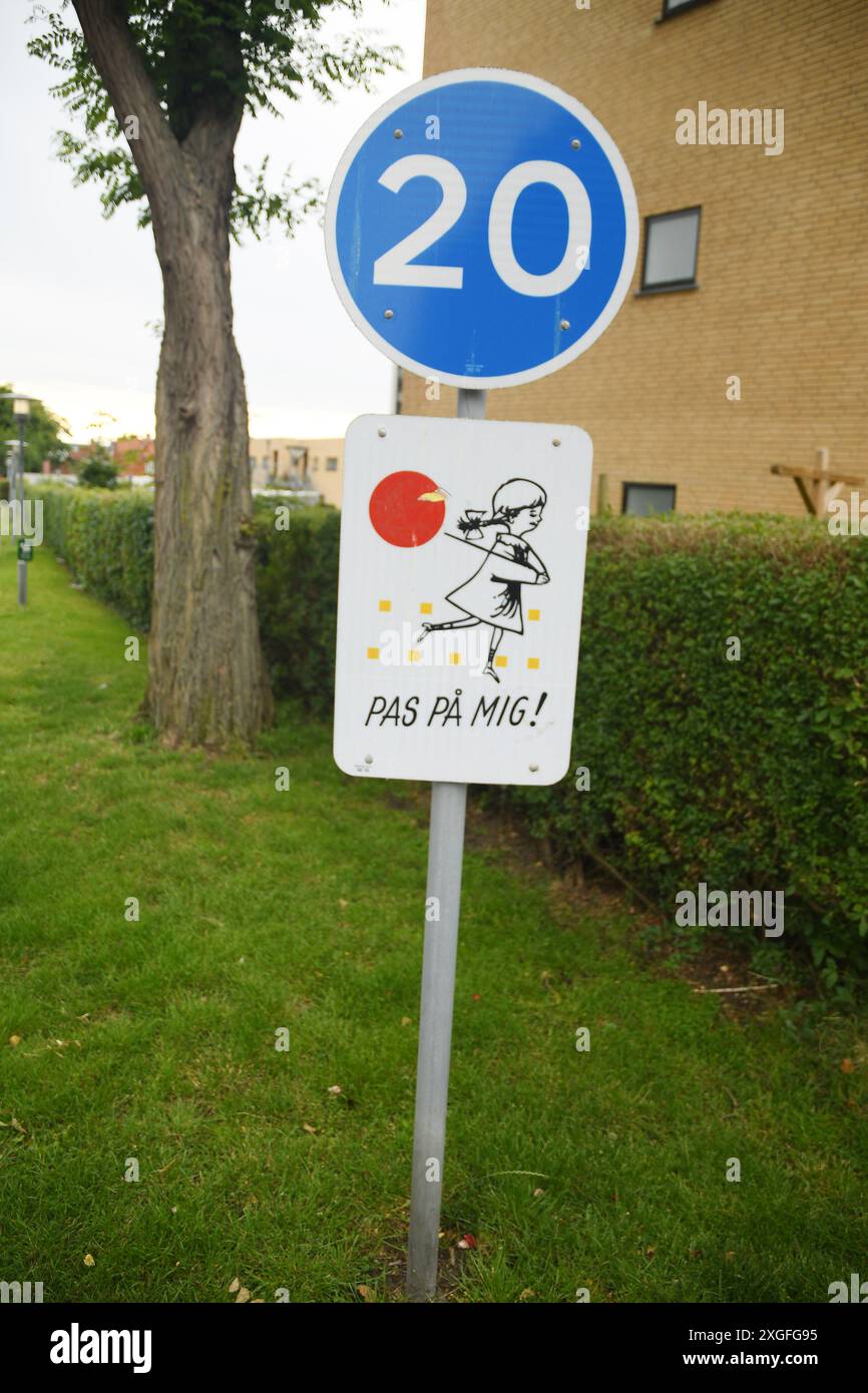 Child mimges hi-res stock photography and images - Alamy