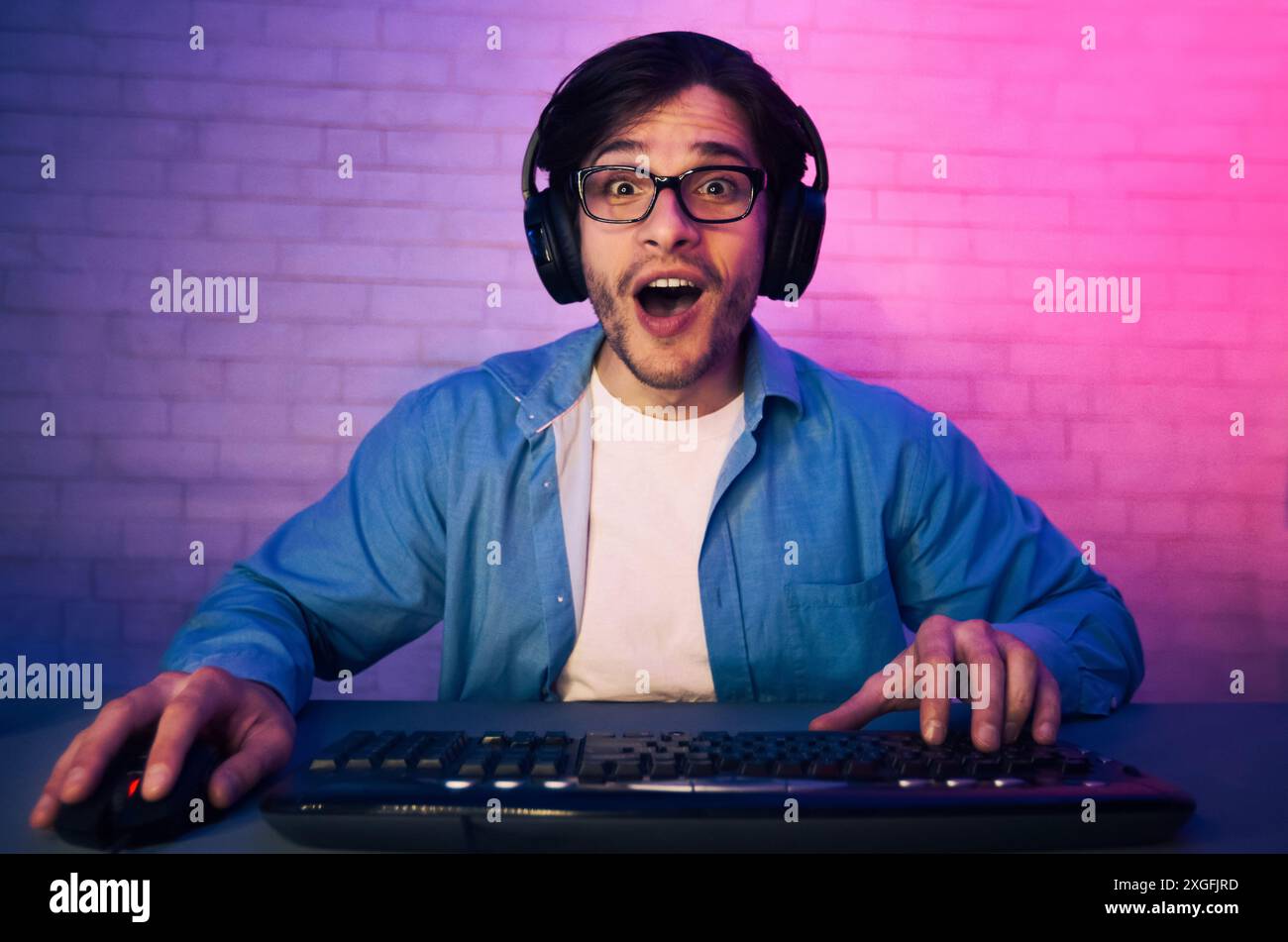 Professional gamer wearing headphones hi-res stock photography and ...