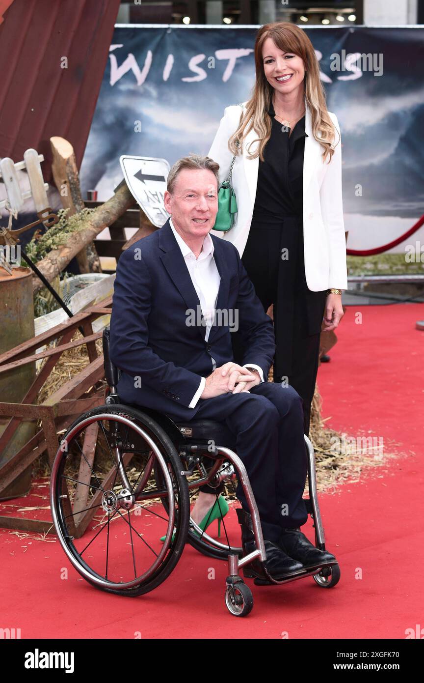 Elizabeth rizzini hi-res stock photography and images - Alamy