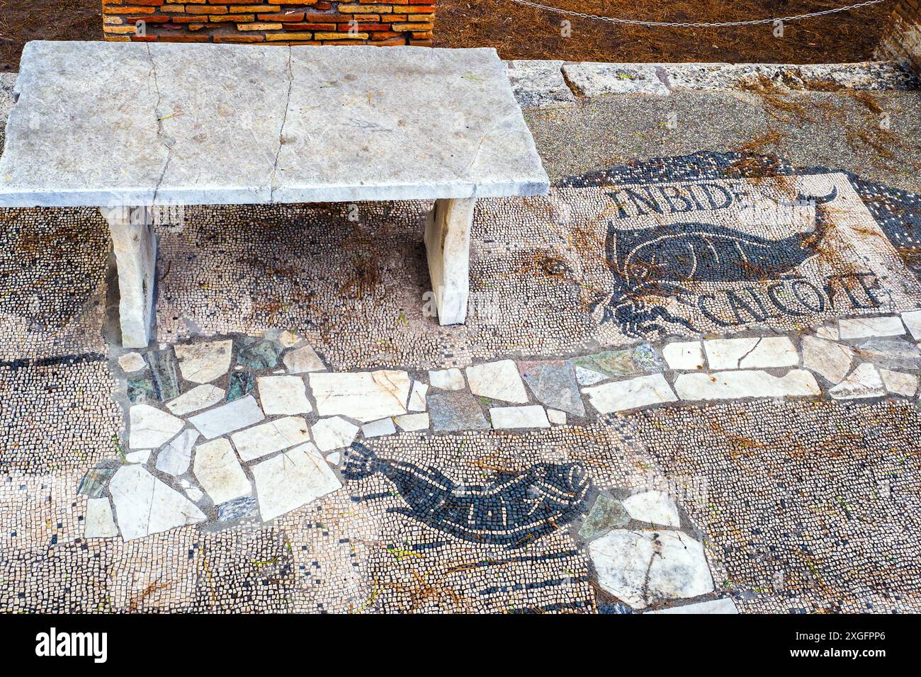 Macellum e Tabernae dei Pescivendoli - The Macellum is accessed from ...