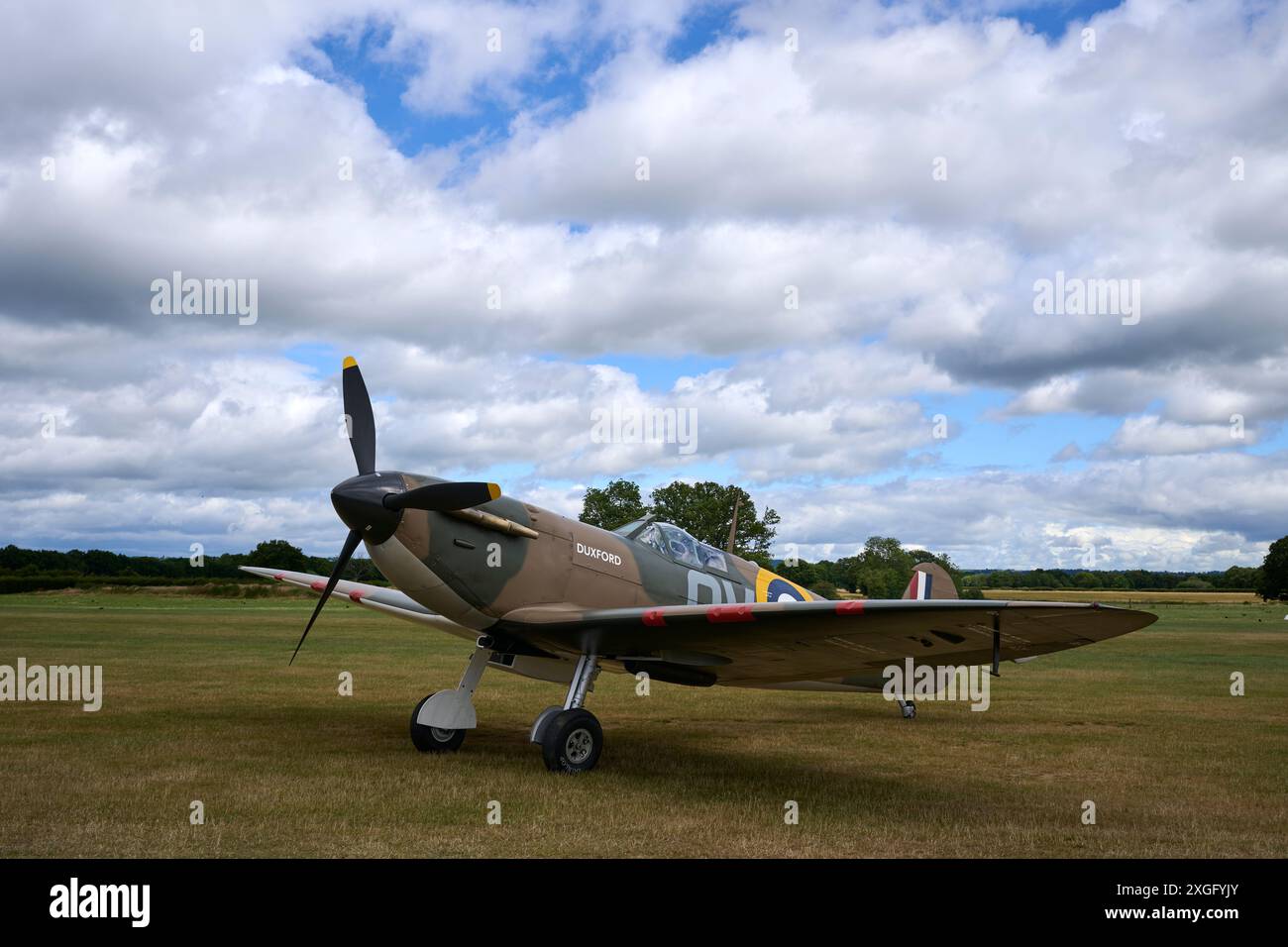 Supermarine spitfire mk hi-res stock photography and images - Alamy