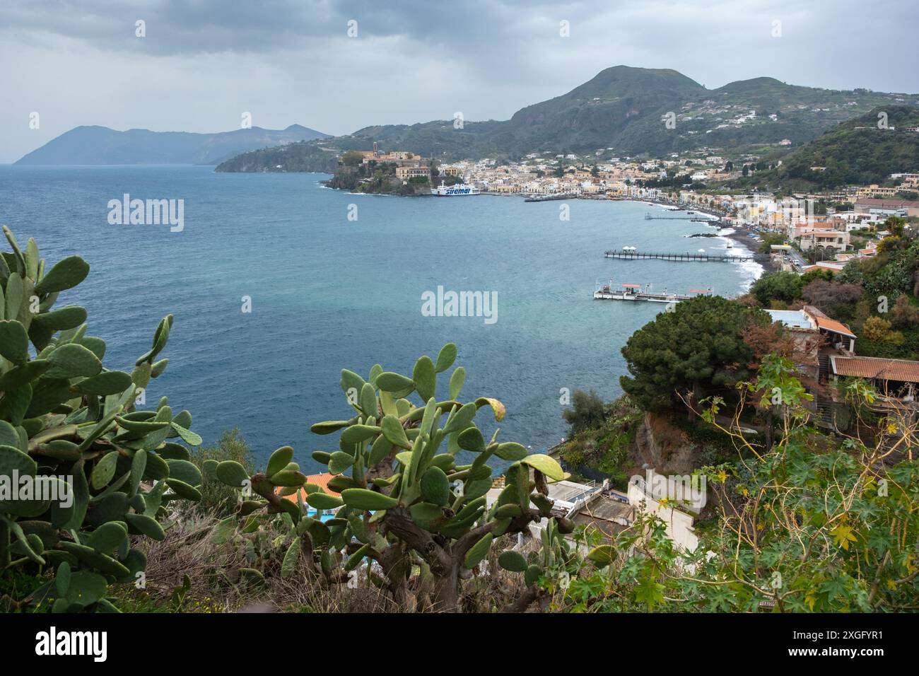 Lipari village hi-res stock photography and images - Alamy