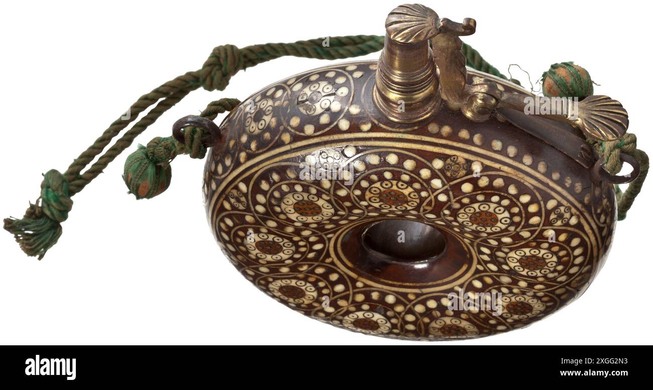 A Bohemian powder flask with inlays, 1st half of 17th century Ring ...