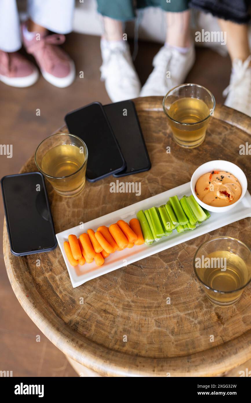 Handheld snacks hi-res stock photography and images - Alamy