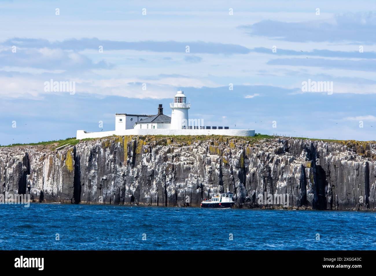 Inner Farne Lighthouse in the Farne Islands Northumberland Stock Photo ...