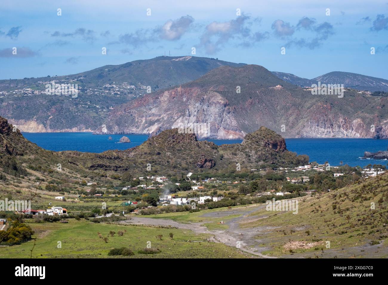 Volcano lipari aeolian islands hi-res stock photography and images - Alamy