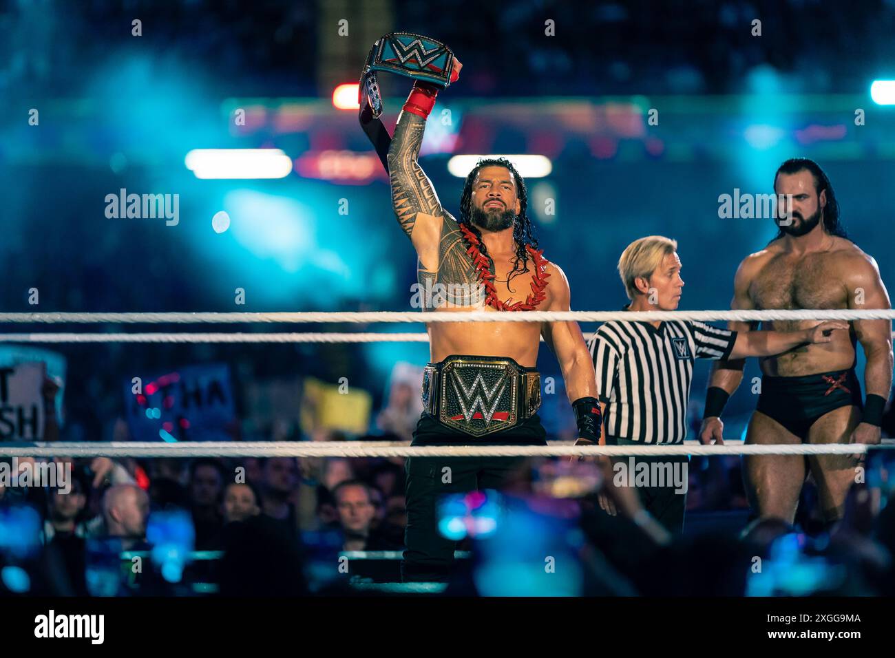WWE Wrestling Superstar Roman Reigns with Championship belt at Clash at ...