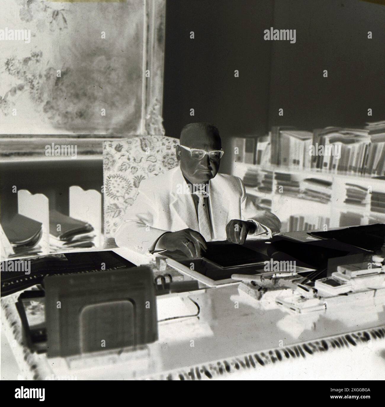 1960s office party hi-res stock photography and images - Alamy