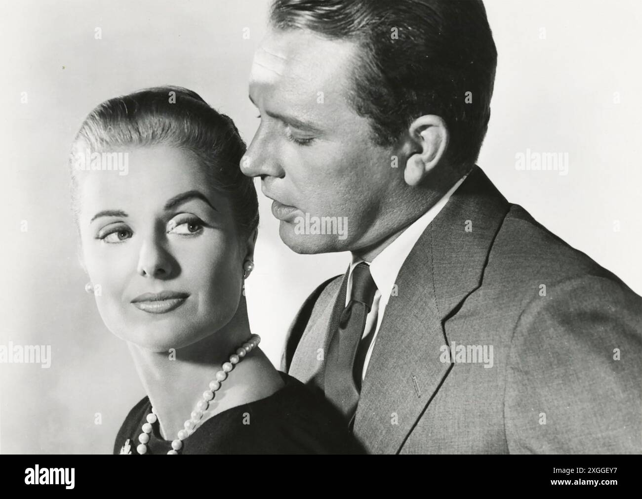 Richard burton ice palace 1960 hi-res stock photography and images - Alamy