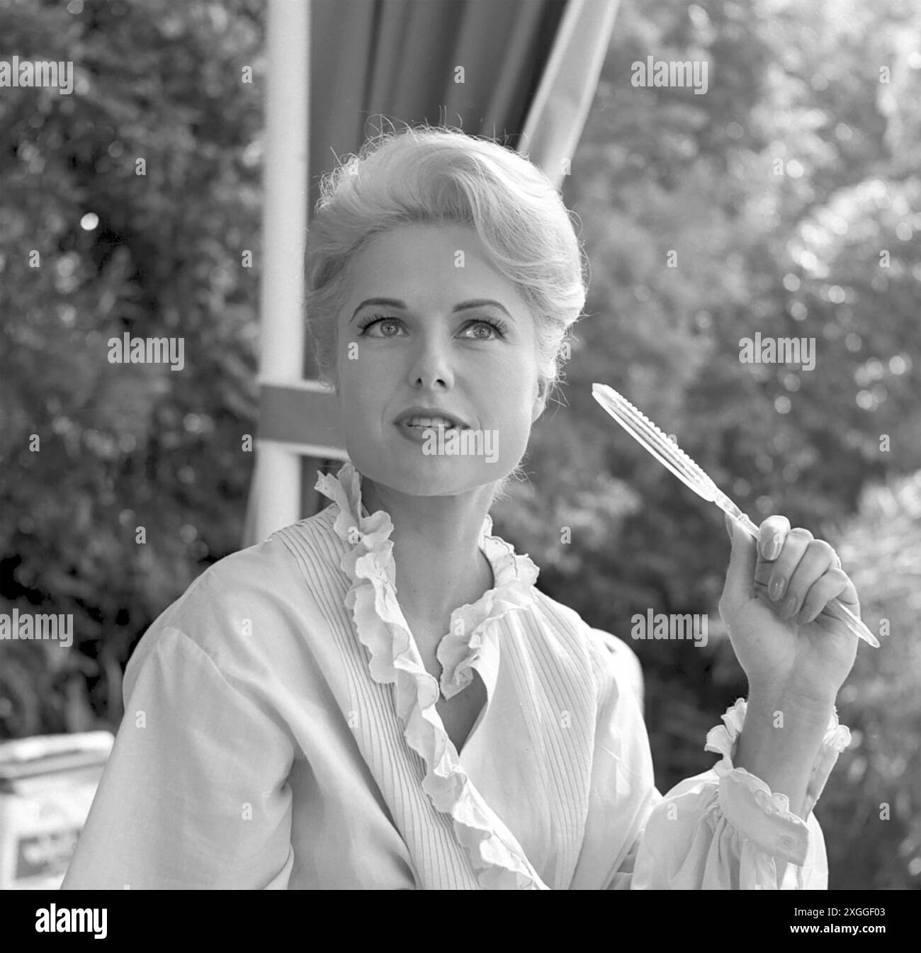 MARTHA HYER (1924-2014) American film actress in 1962 Stock Photo - Alamy