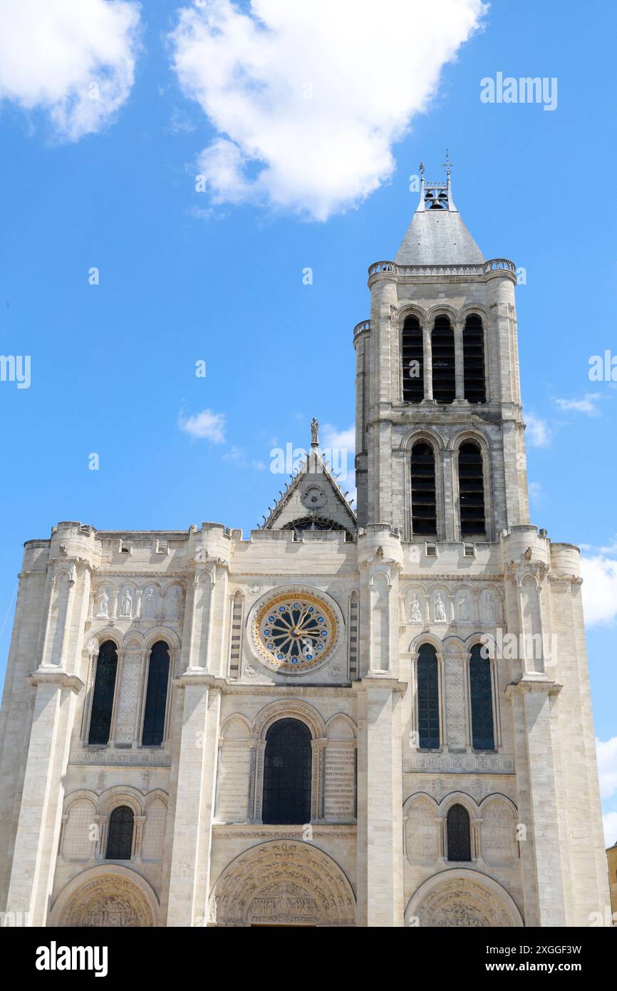 SAINT DENIS BASILICA CATHEDRAL Stock Photo - Alamy