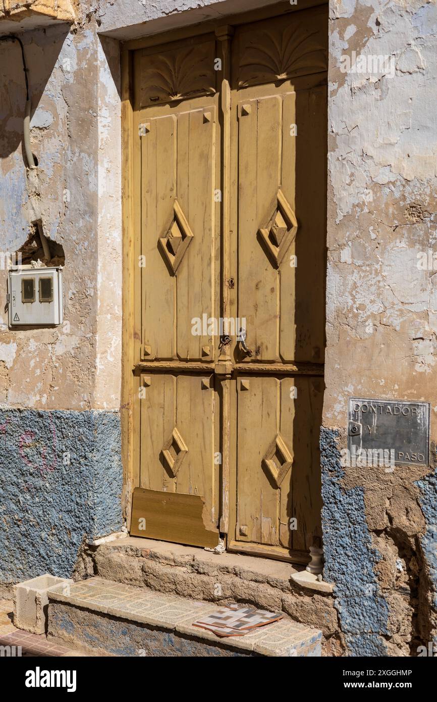 Entrance typical andalusian house hi-res stock photography and images ...