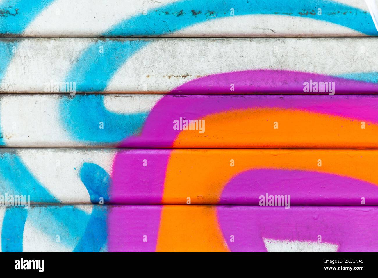 Abstract wall texture with spray paint fragment, close up texture ...