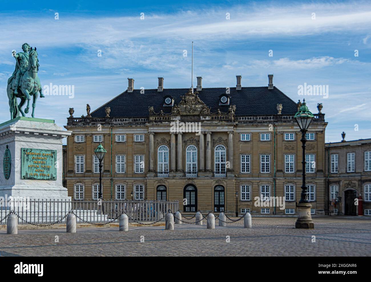 Panoramic view amalienborg palace hi-res stock photography and images ...
