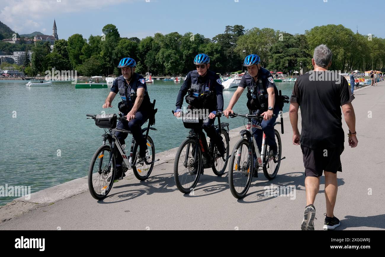 Municipal bike hi-res stock photography and images - Alamy