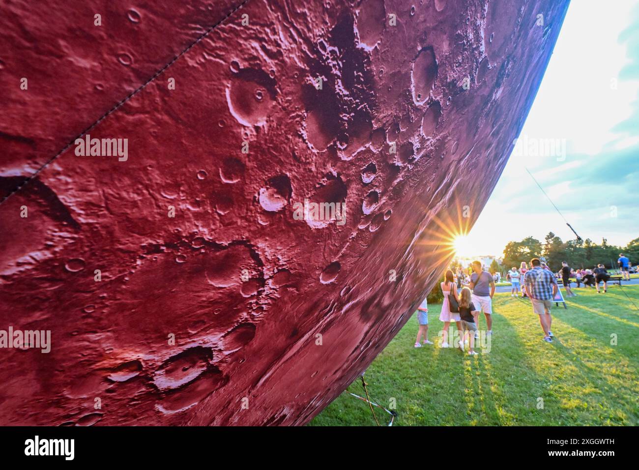8 mars 2024 hi-res stock photography and images - Alamy