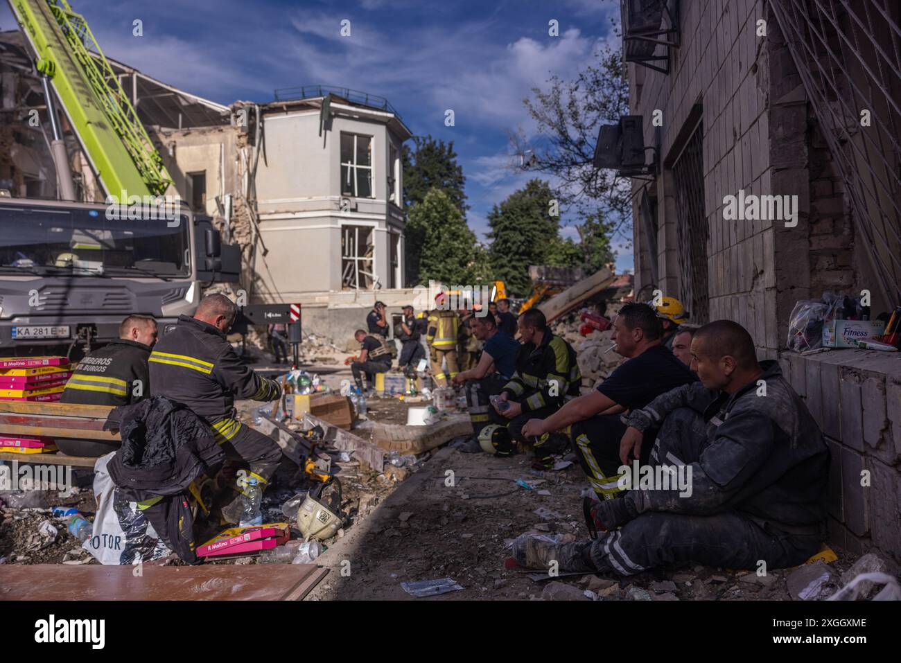 Direct operations hi-res stock photography and images - Alamy