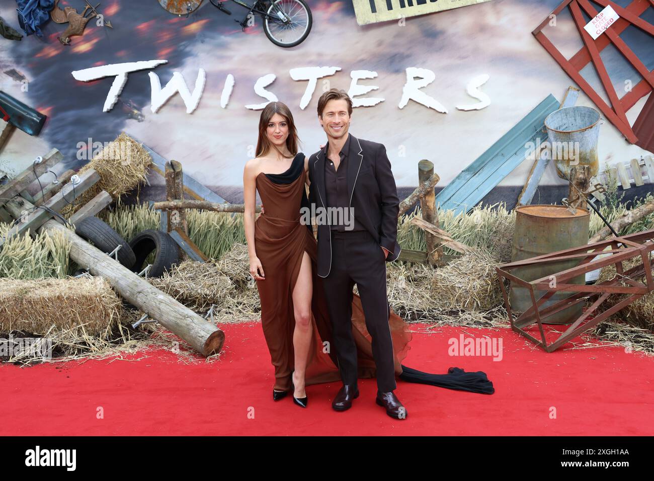 Daisy Edgar-Jones and Glen Powell, TWISTERS - European Premiere ...
