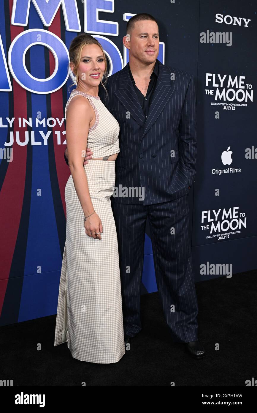 Scarlett Johansson and Channing Tatum Stock Photo - Alamy