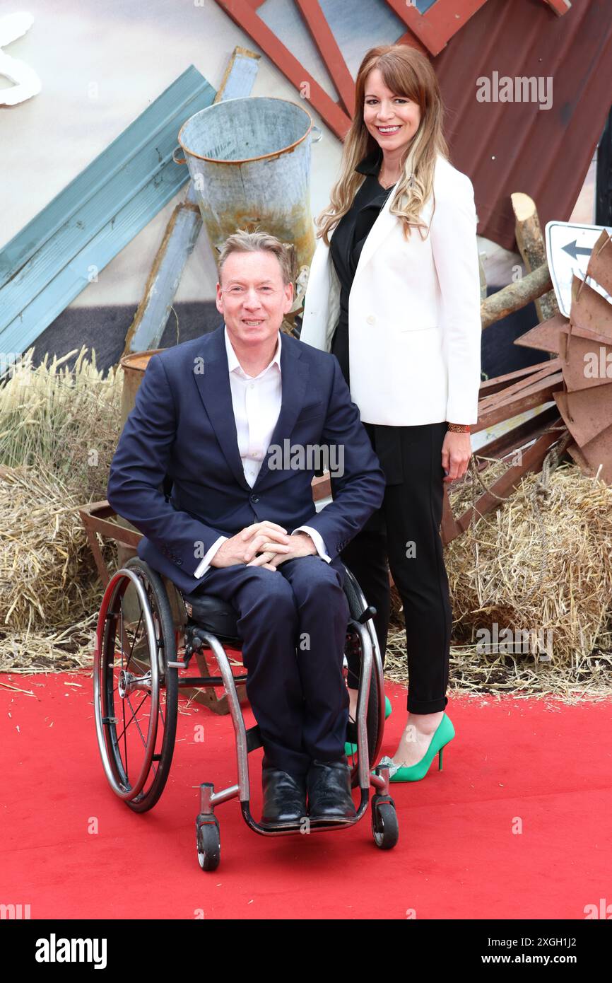 Elizabeth rizzini hi-res stock photography and images - Alamy