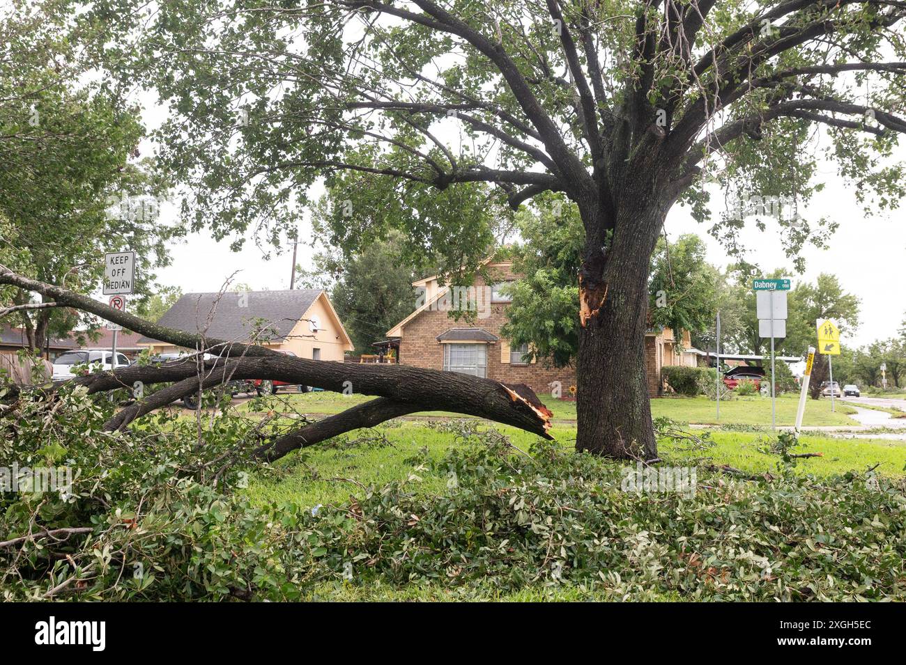 The destruction left behind from Hurricane Beryl in Pasadena, Texas on ...