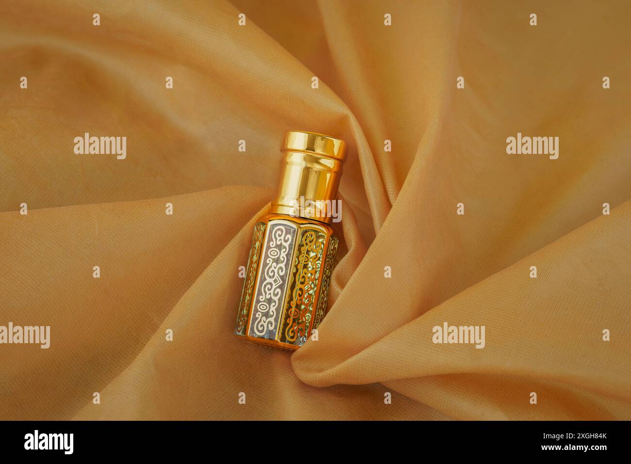 Oud perfume hi-res stock photography and images - Alamy