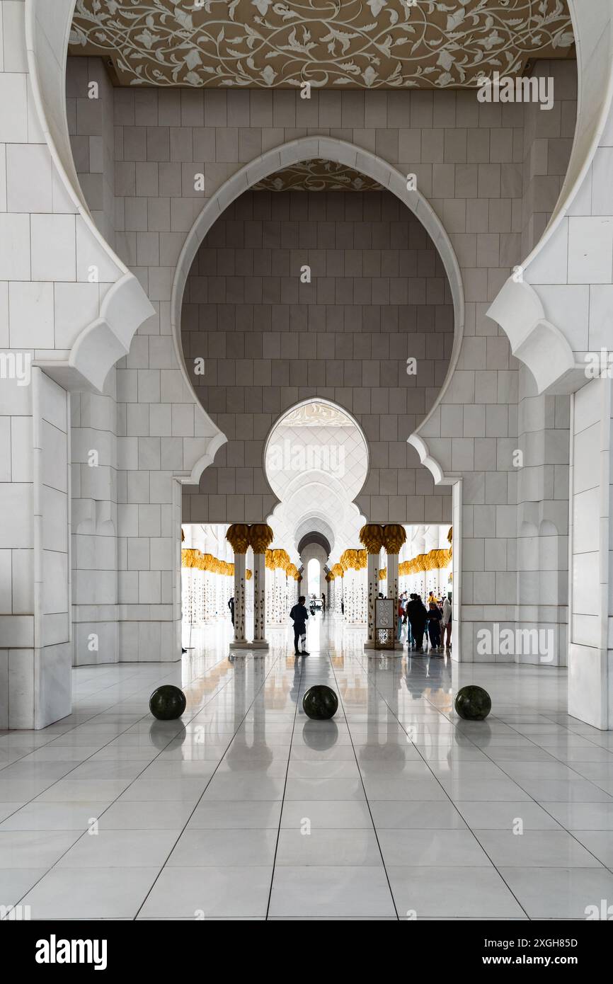 Abu Dhabi, UAE - January 4, 2024: A serene promenade through Sheikh ...
