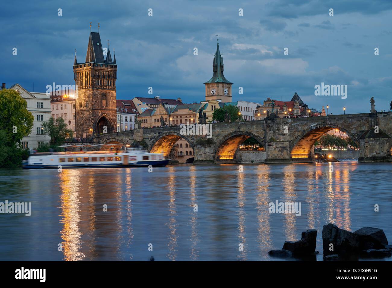 Charles bridge golden hour hi-res stock photography and images - Alamy