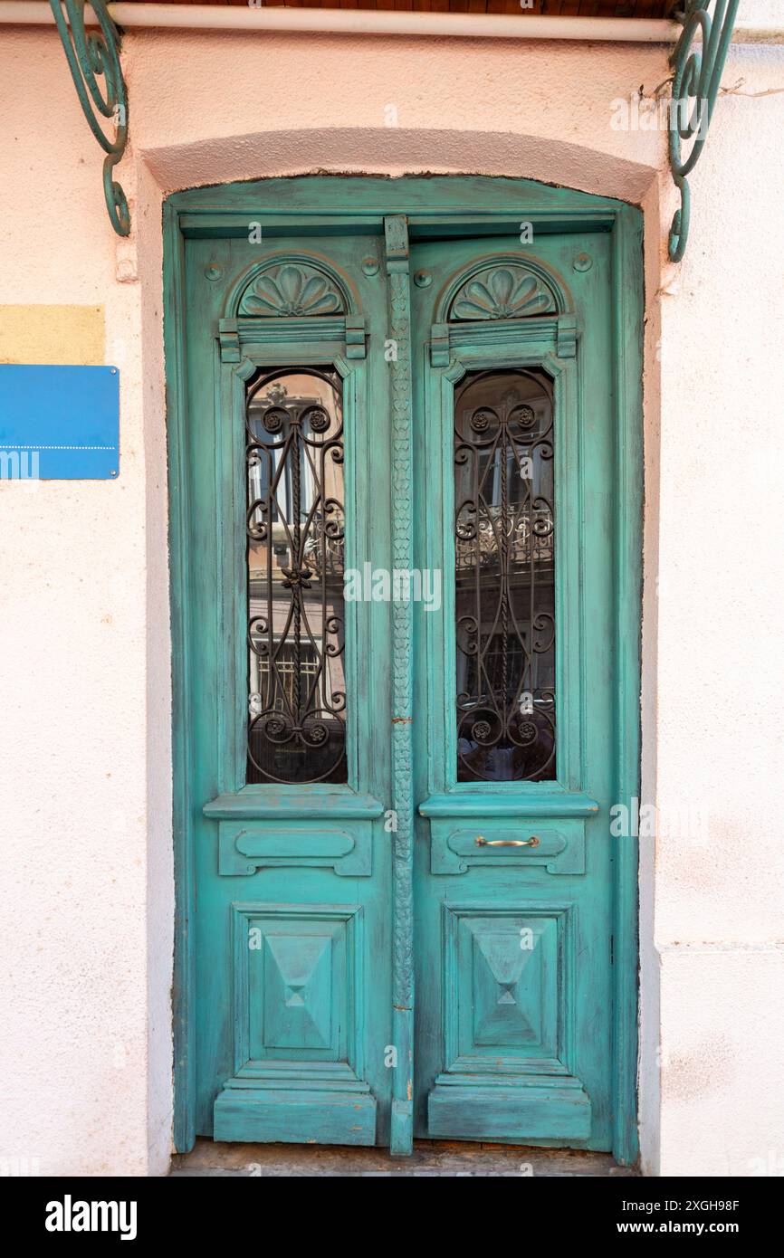 Old and beautiful ornate door, classic architectural detail Stock Photo ...