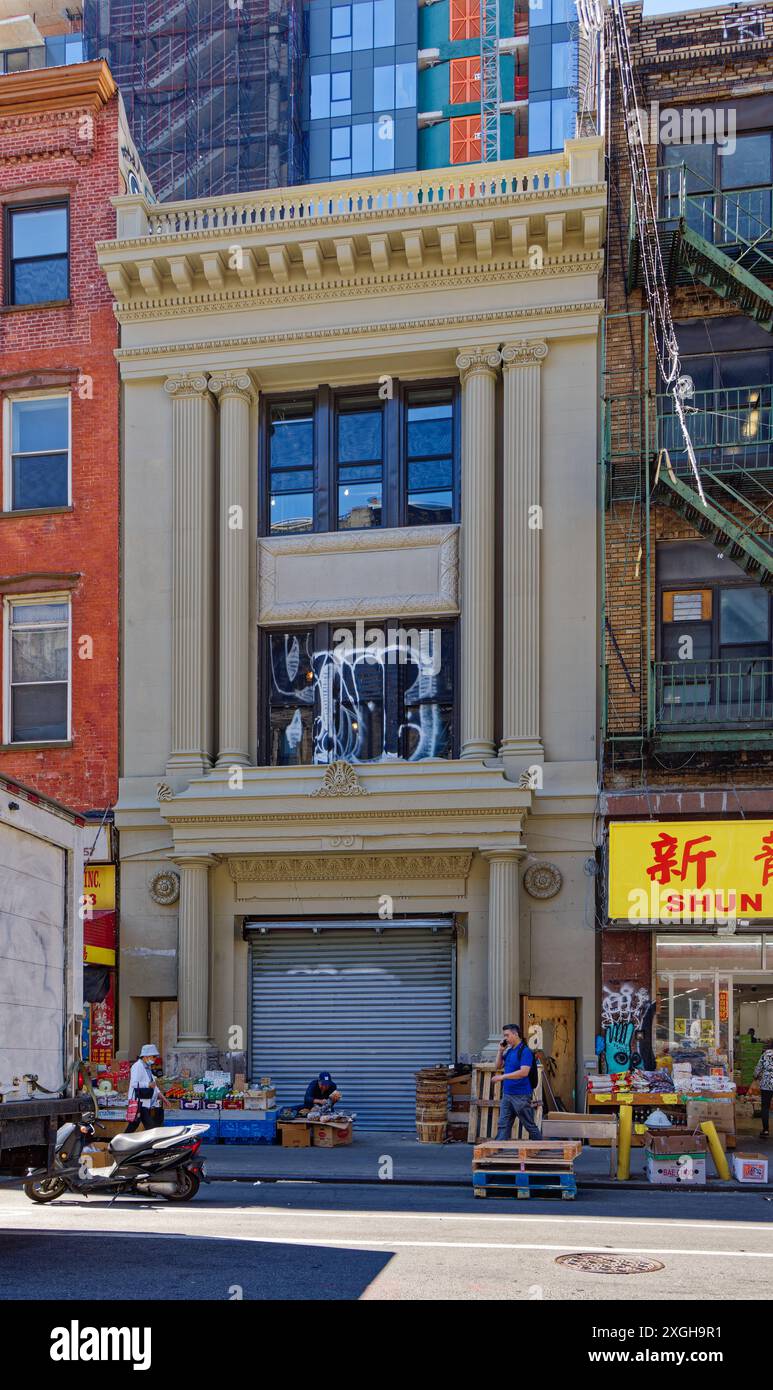 NYC Chinatown: A one-time volunteer fire house, Quarters Engine Company ...