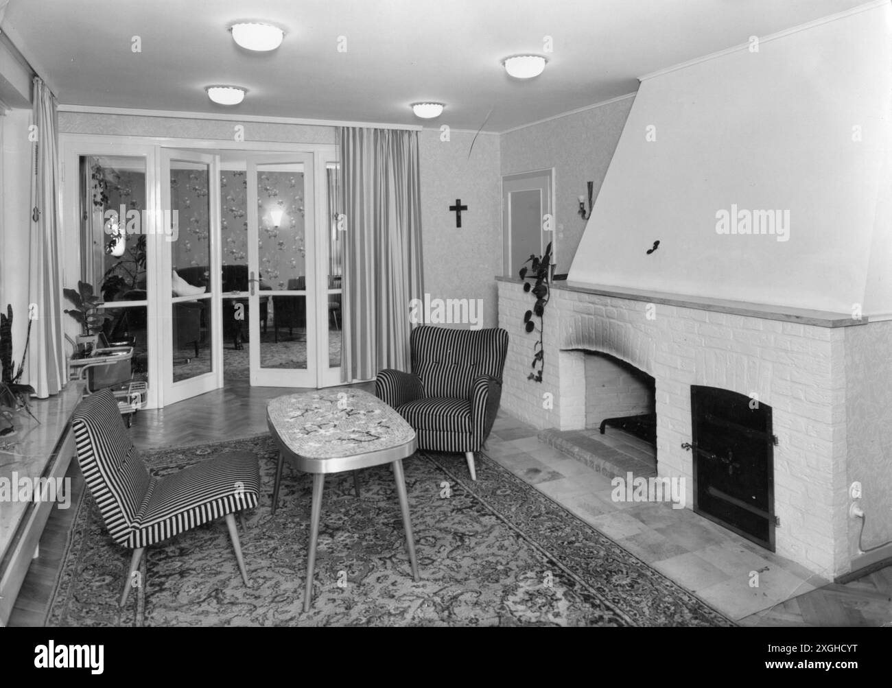 Crosses room Black and White Stock Photos & Images - Alamy