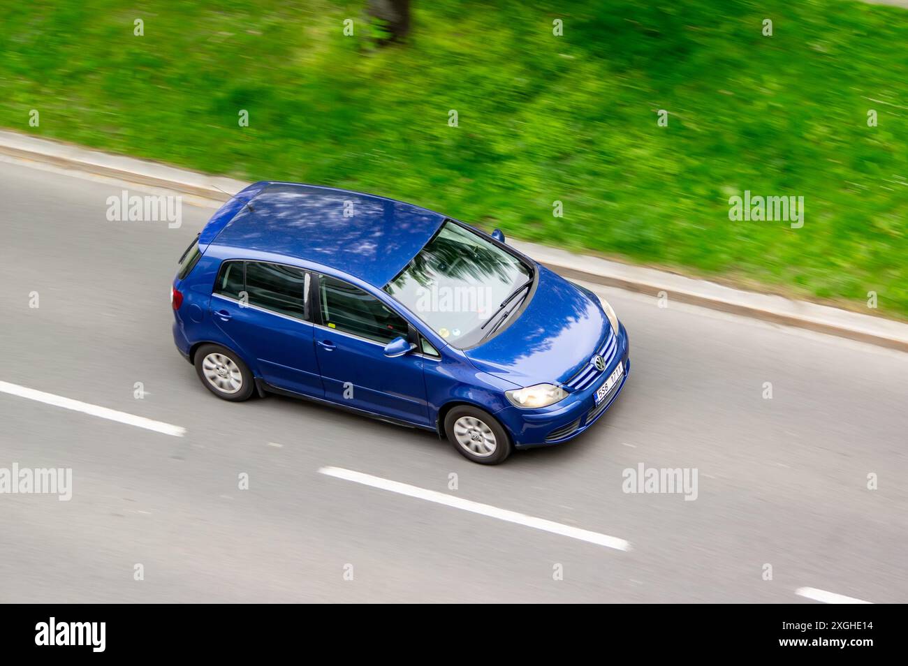 Vw tsi blue hi-res stock photography and images - Alamy