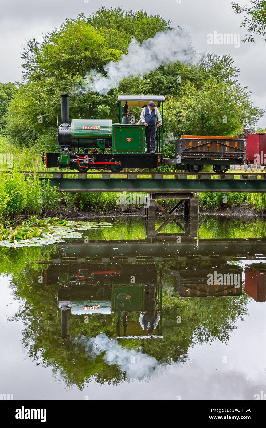 Narrow Gauge Steam Engine Bagnall 'Pixie' formally owned by Rev. Teddy ...