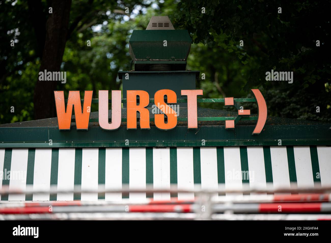 Wurst emoticon hi-res stock photography and images - Alamy