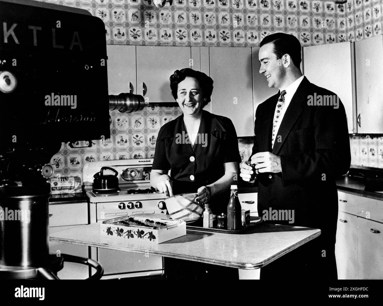 Chef tv cook show Black and White Stock Photos & Images - Alamy