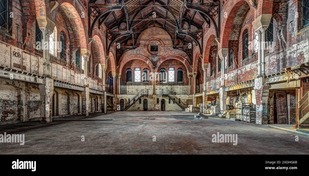 Empty architectural building from the Victorian era, South London Stock ...